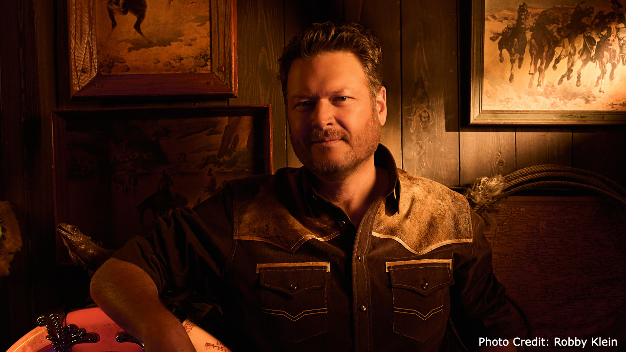 Blake Shelton Celebrates 31st Chart Topper with “Stay Country or Die ...